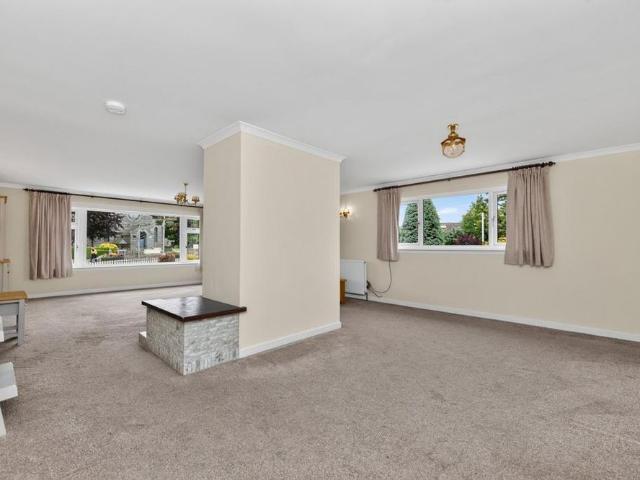 3 bedroom bungalow to rent
