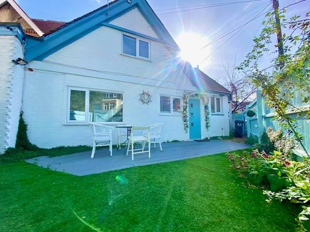 3 bedroom bungalow to rent