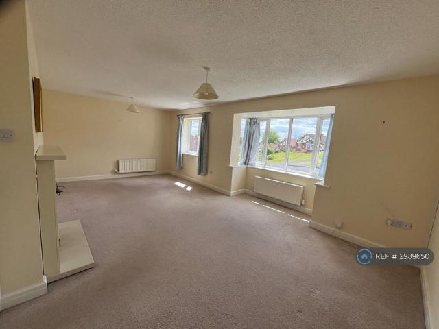 3 bedroom bungalow to rent