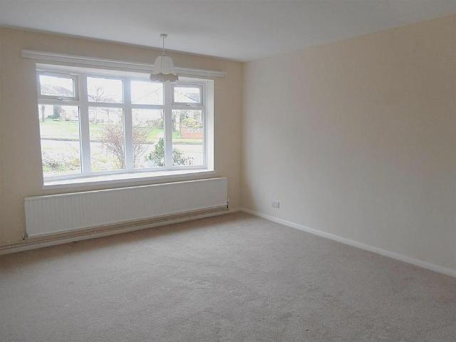 3 bedroom bungalow to rent