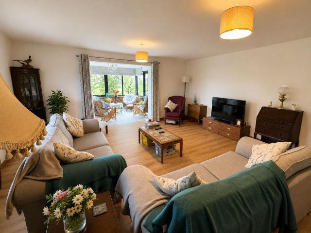 3 bedroom bungalow to rent