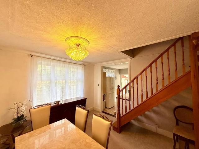 3 bedroom bungalow to rent