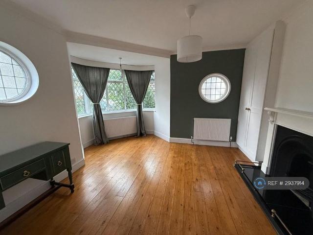 3 bedroom bungalow to rent