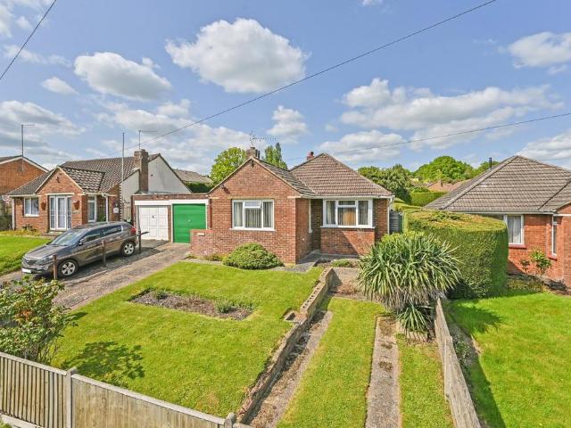 3 bedroom bungalow to rent