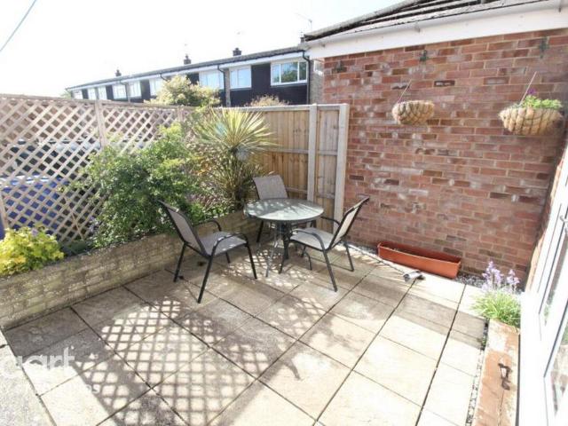3 bedroom bungalow to rent