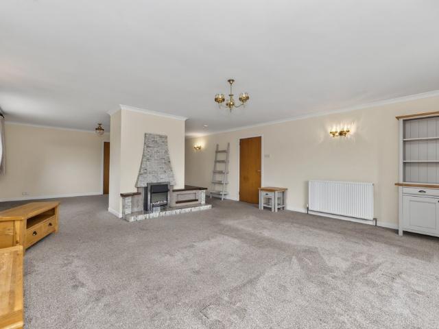 3 bedroom bungalow to rent