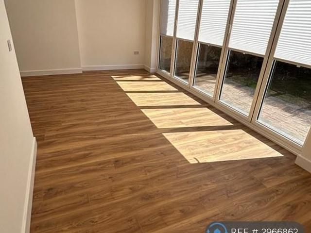 3 bedroom bungalow to rent
