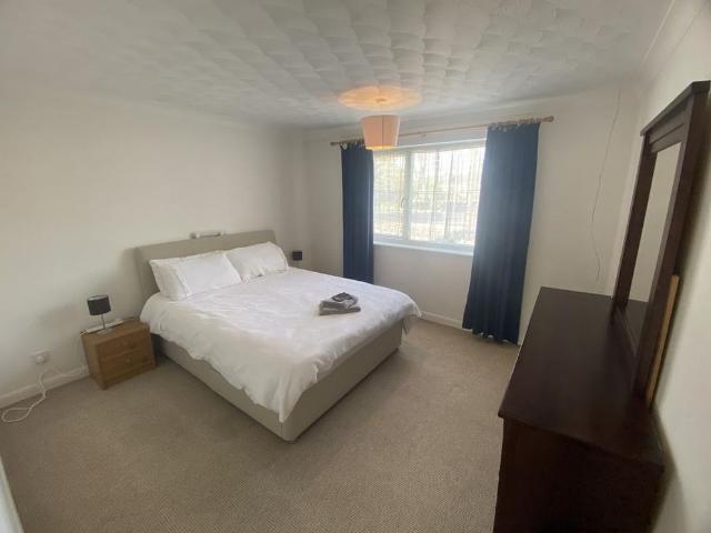 3 bedroom bungalow to rent