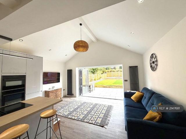3 bedroom bungalow to rent