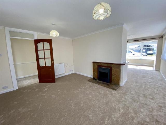 3 bedroom bungalow to rent