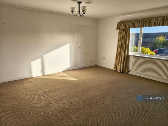 3 bedroom bungalow to rent