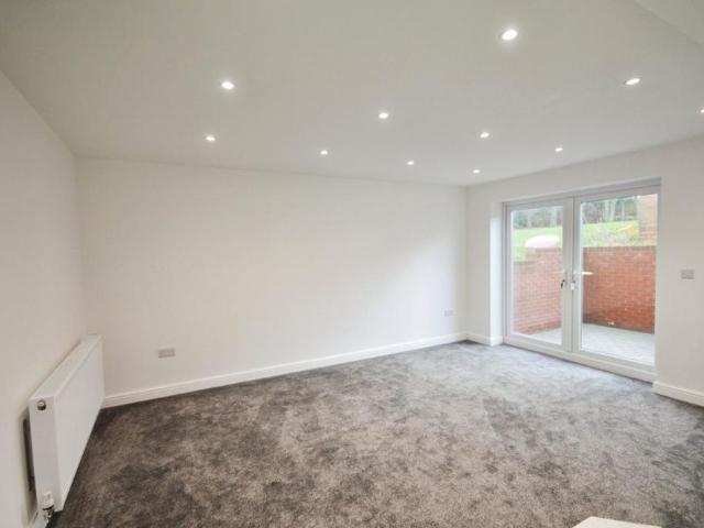 3 bedroom bungalow to rent