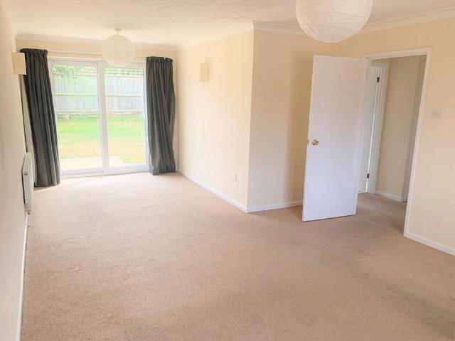 3 bedroom bungalow to rent