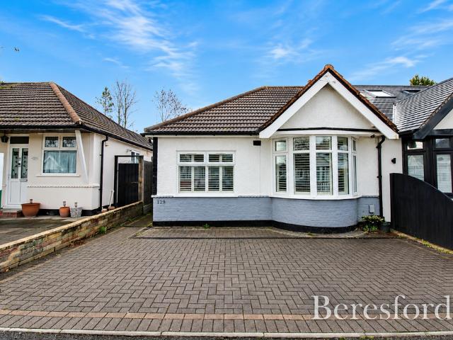 3 bedroom bungalow to rent