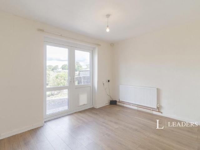 3 bedroom bungalow to rent