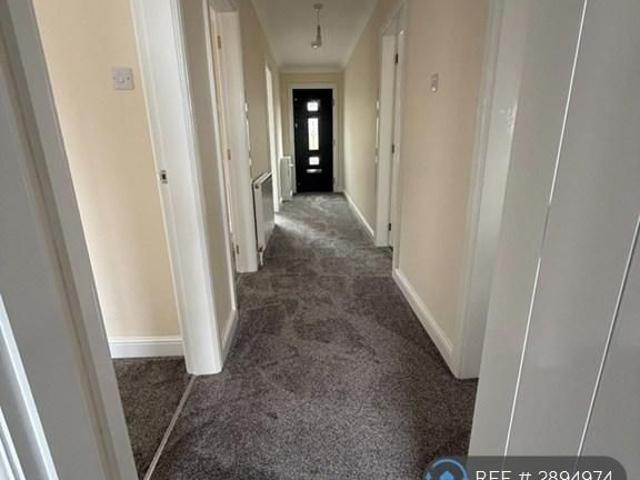 3 bedroom bungalow to rent