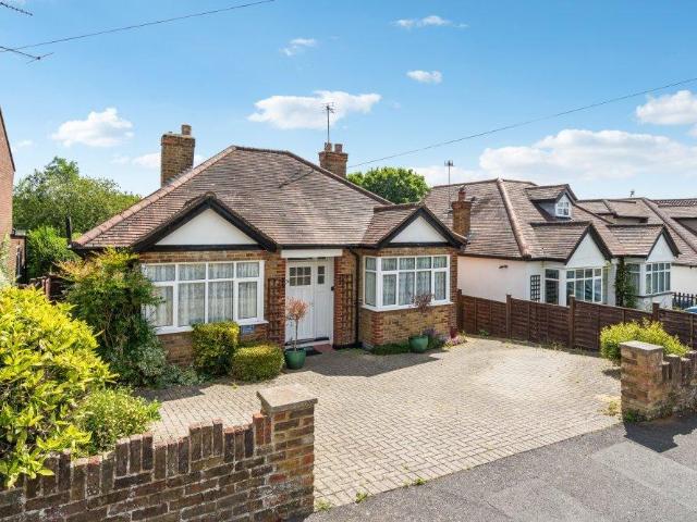 3 bedroom bungalow to rent