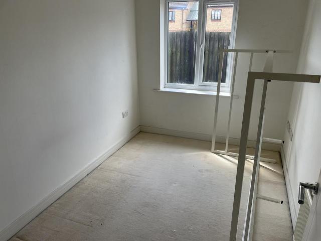 3 bedroom bungalow to rent