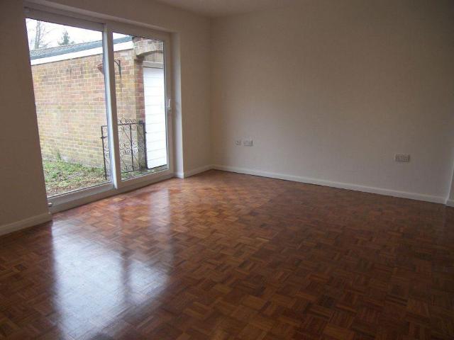 3 bedroom bungalow to rent