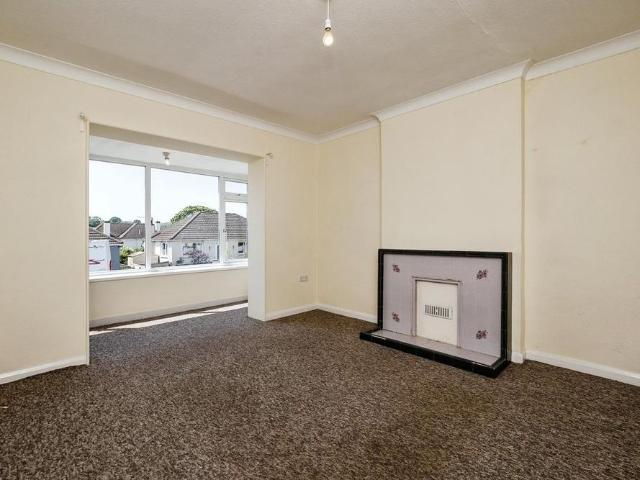 3 bedroom bungalow to rent