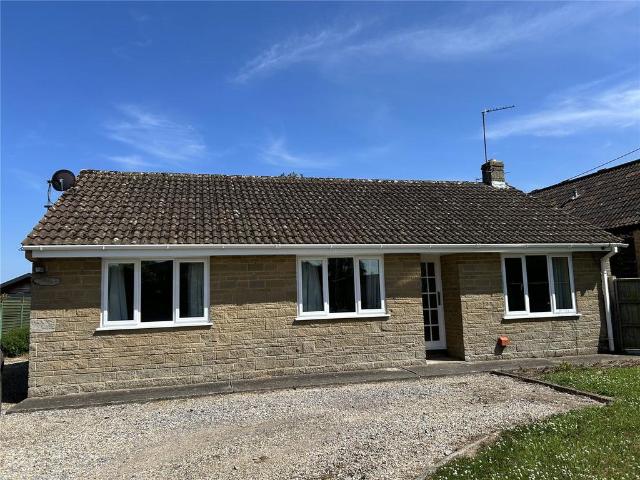 3 bedroom bungalow to rent