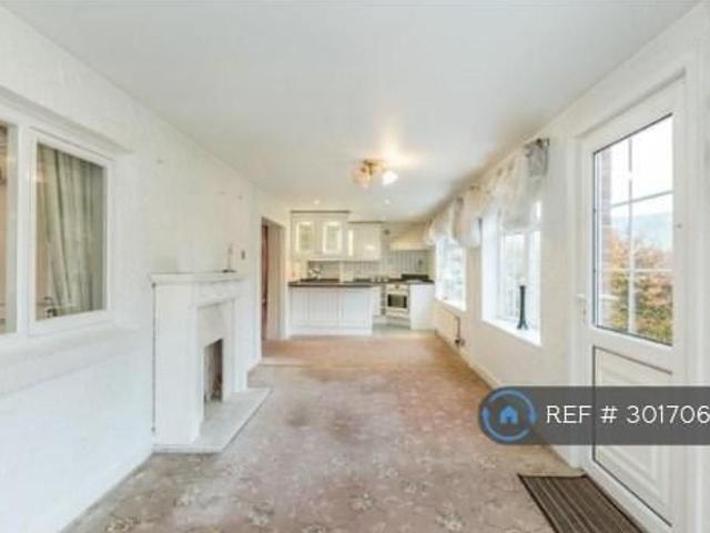 3 bedroom bungalow to rent