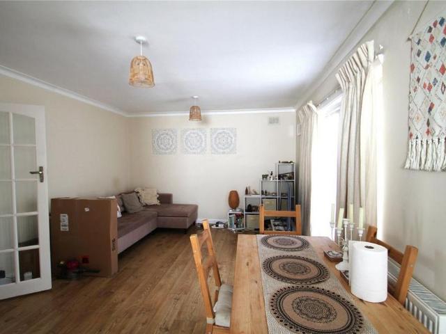 3 bedroom bungalow to rent