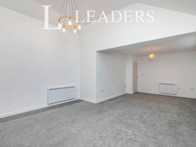3 bedroom bungalow to rent