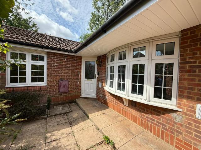 3 bedroom bungalow to rent
