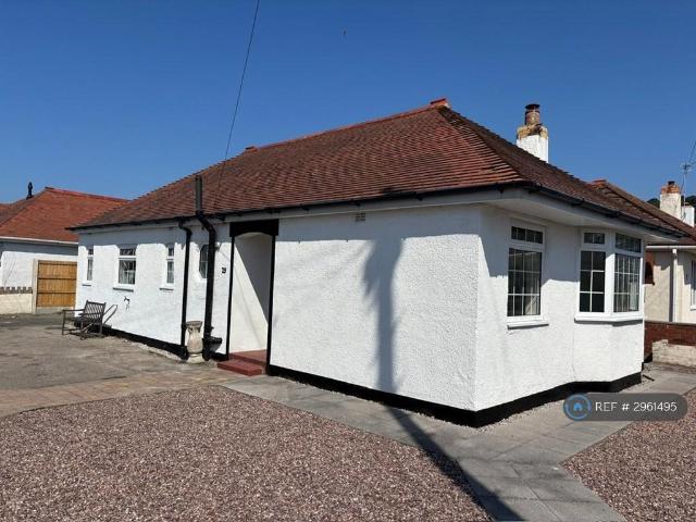 3 bedroom bungalow to rent