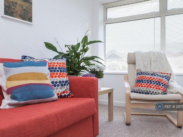 3 bedroom bungalow to rent