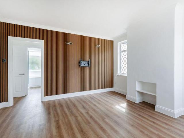 3 bedroom bungalow to rent