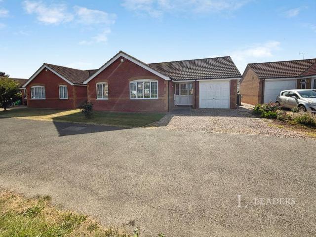 3 bedroom bungalow to rent