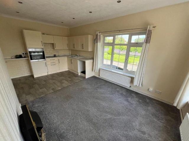 3 bedroom bungalow to rent