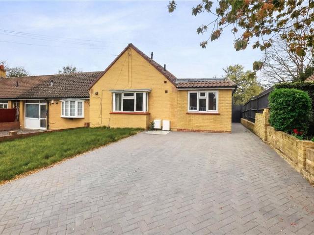 3 bedroom bungalow to rent