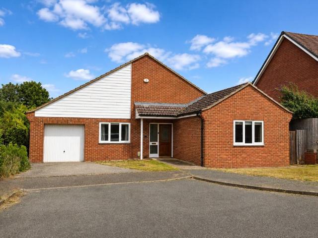 3 bedroom bungalow to rent