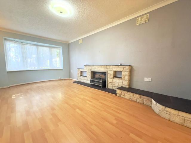 3 bedroom bungalow to rent