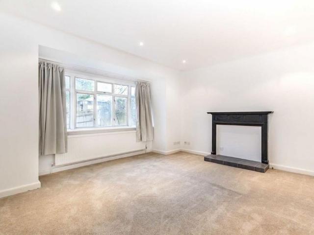 3 bedroom bungalow to rent