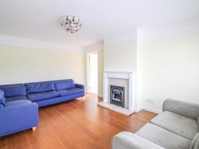 3 bedroom bungalow to rent