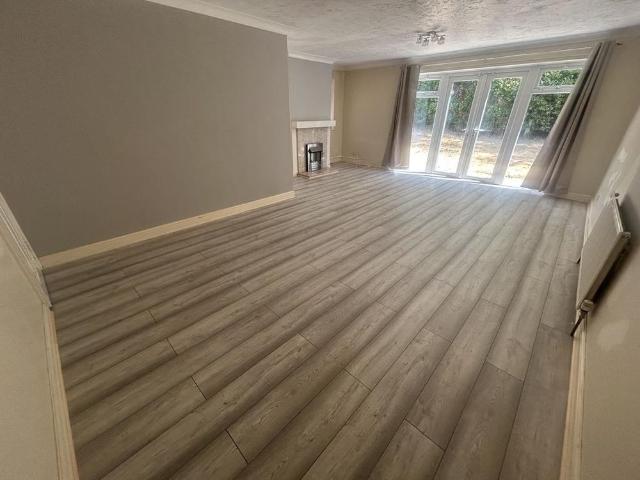 3 bedroom bungalow to rent
