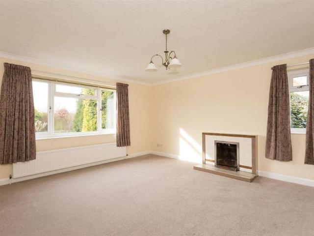 3 bedroom bungalow to rent