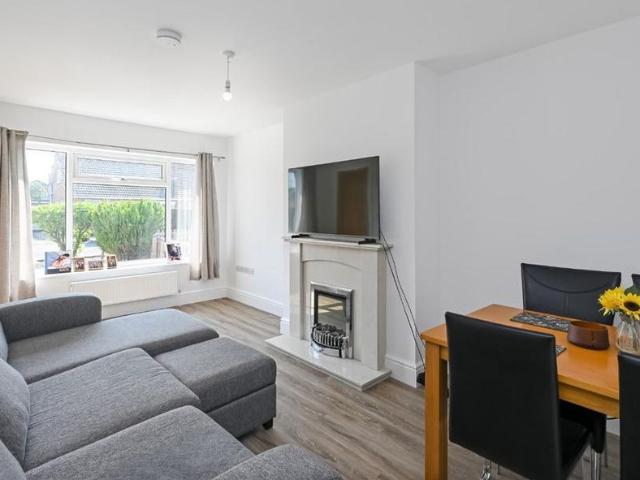 3 bedroom bungalow to rent