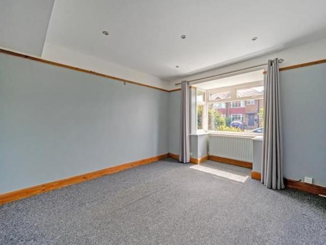 3 bedroom bungalow to rent