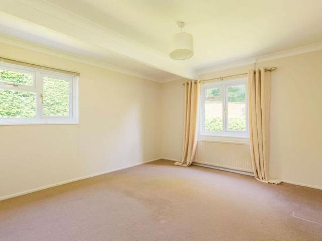 3 bedroom bungalow to rent