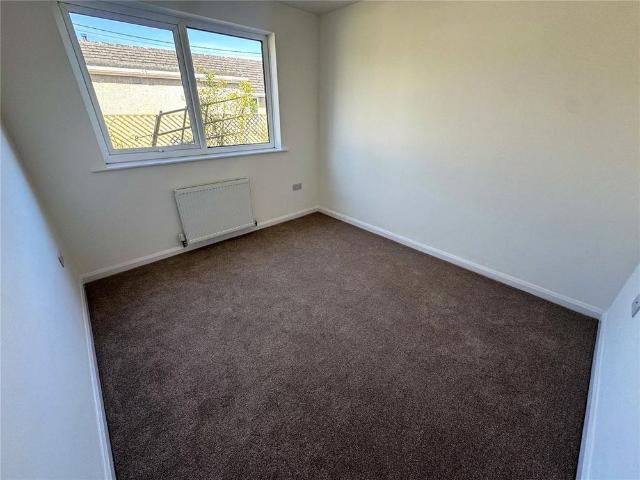 3 bedroom bungalow to rent