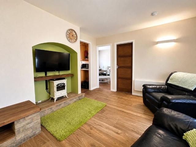 3 bedroom bungalow to rent