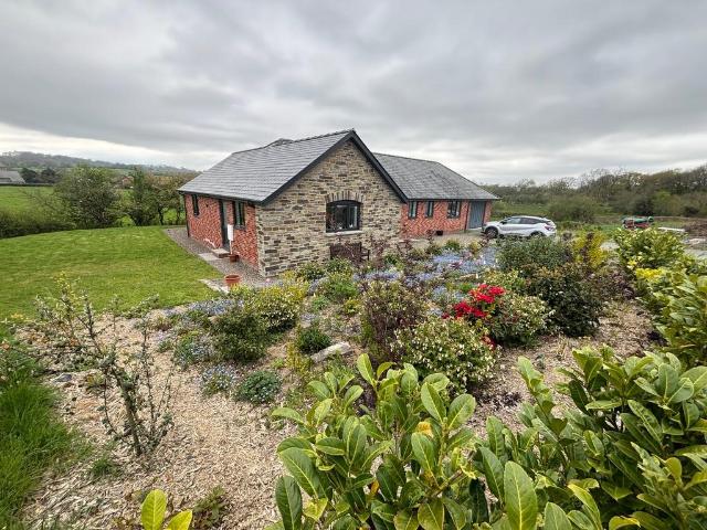 3 bedroom bungalow to rent