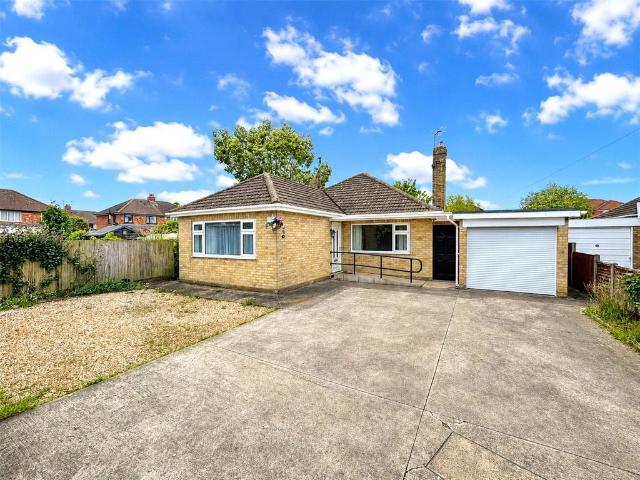 3 bedroom bungalow to rent