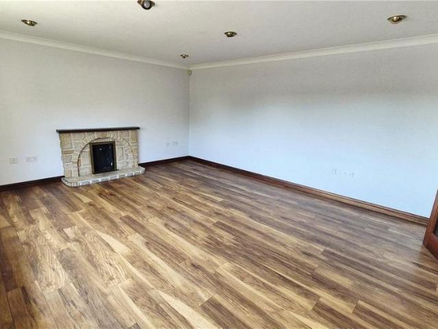 3 bedroom bungalow to rent