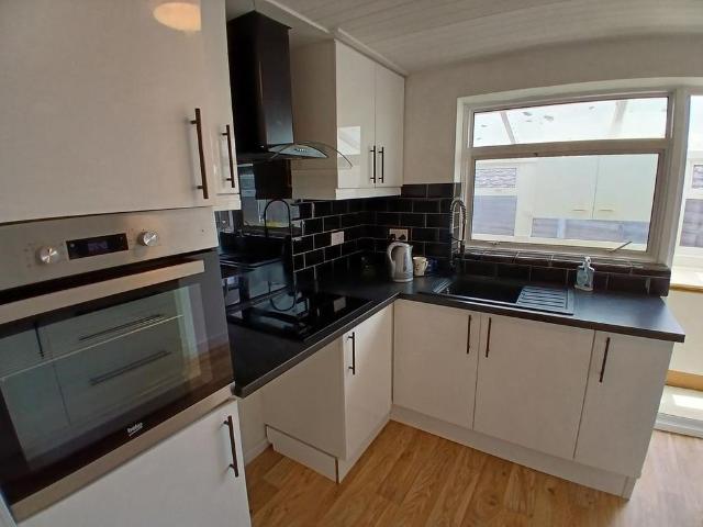 3 bedroom bungalow to rent